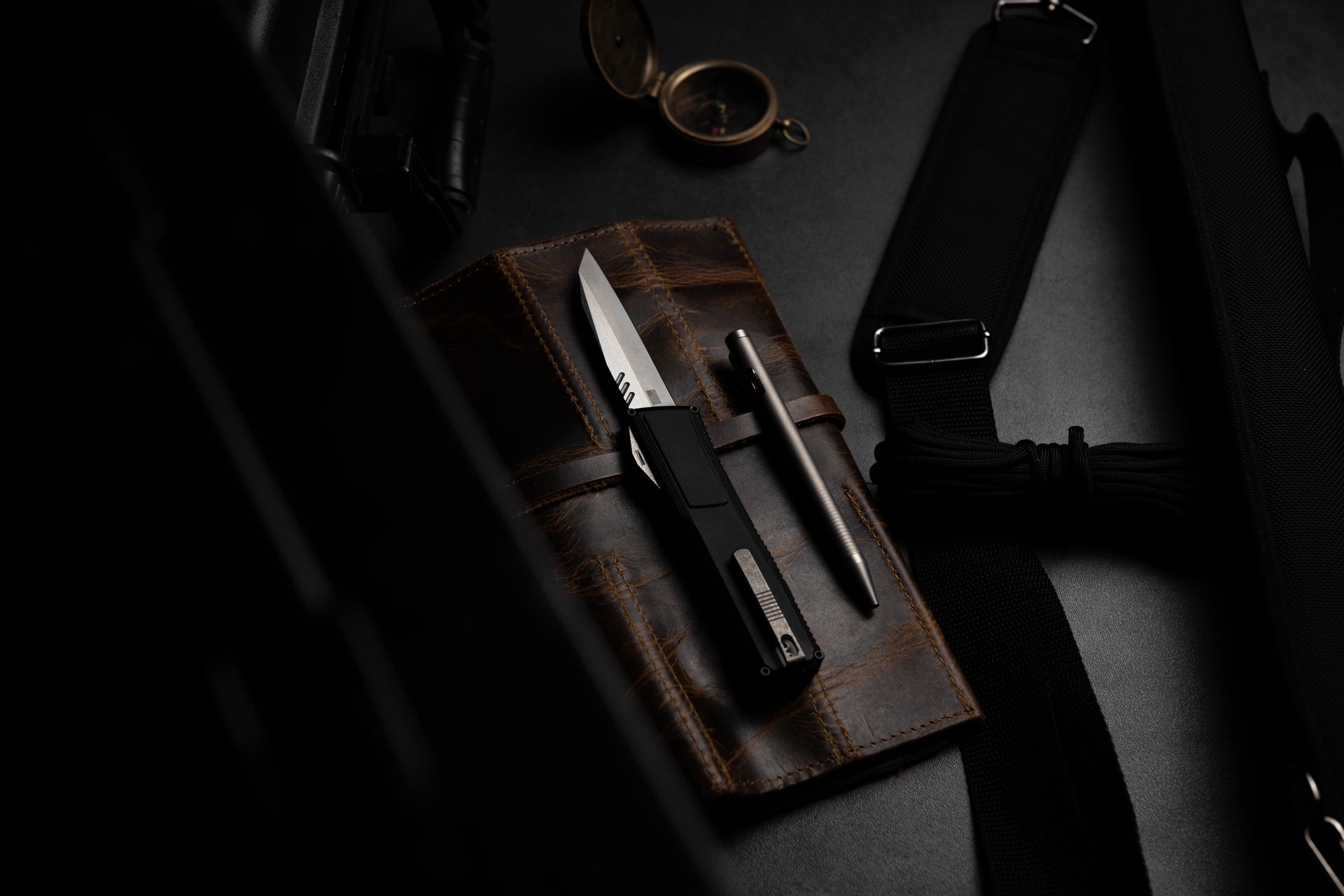 Axial: Shop Knives & Everyday Carry Gear – Axial