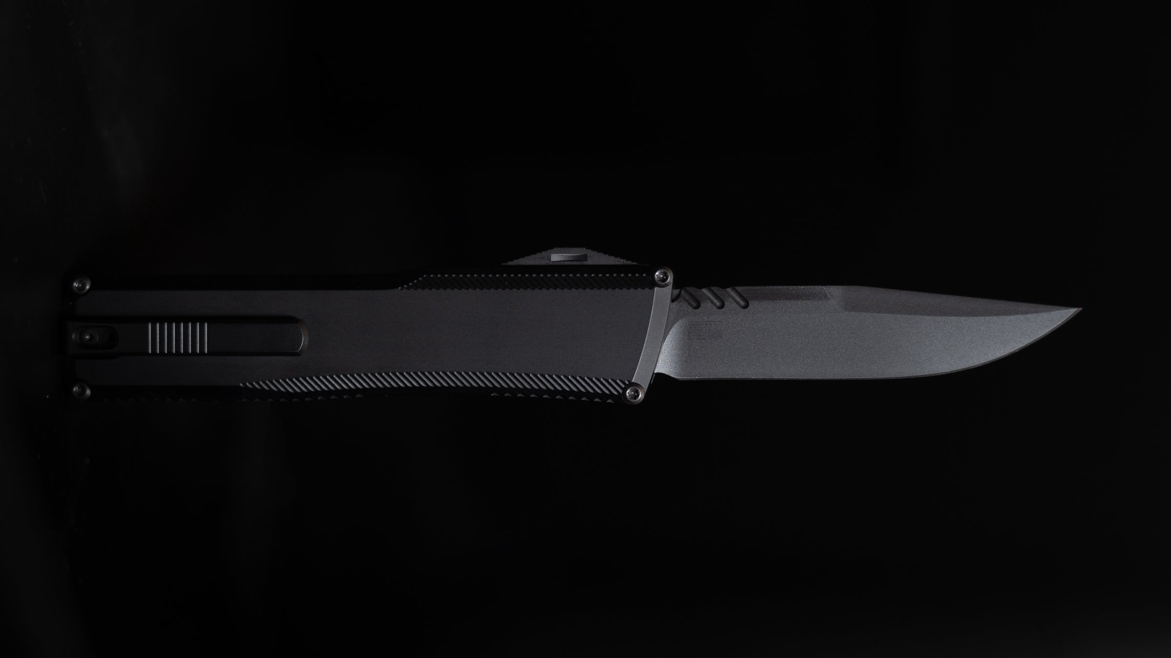 Axial: Shop Knives & Everyday Carry Gear – Axial